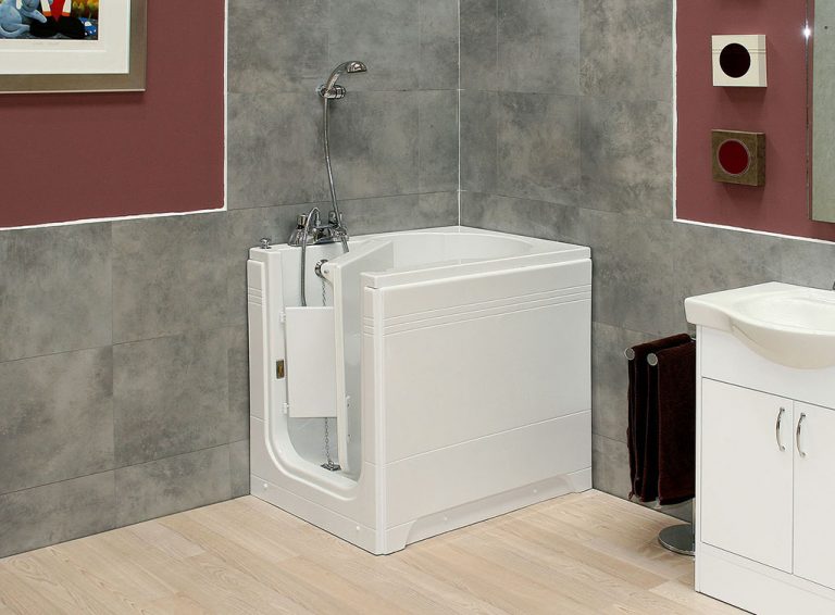 Looking for a walk in bath? Freedom Showers are suppliers of beautiful ...