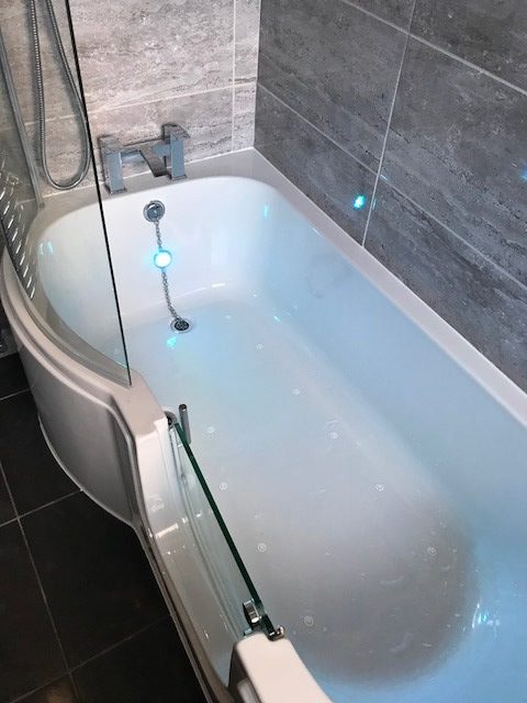 Walk-in Bath Transformation! - Freedom Showers