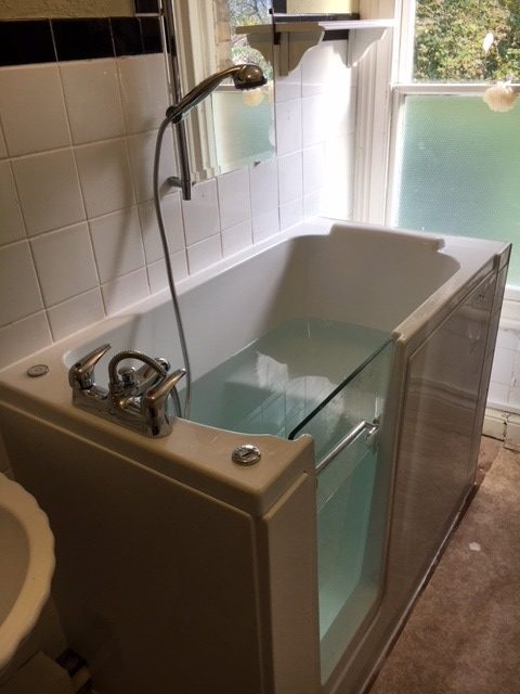 The Paradise Walk-in Bath with Chromotherapy & Hydrotherapy! - Freedom ...